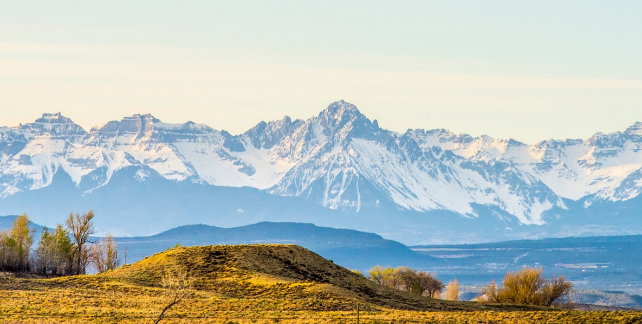 Grand Mountain Peaks & The Grandest Canyons | Amtrak Vacations®