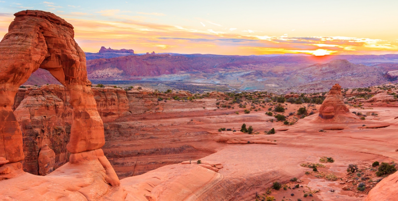 America's National Parks Roundtrip from Chicago | Amtrak Vacations®