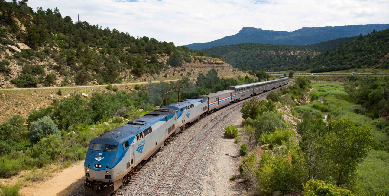 What does it cost? | Amtrak Vacations®