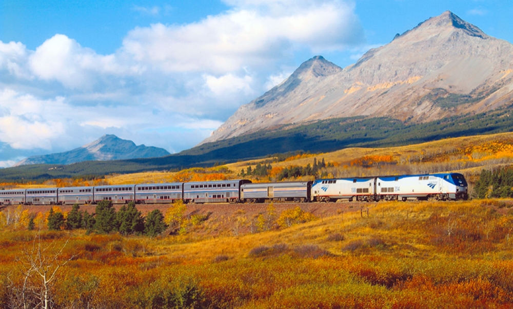 Life Onboard the Famous California Zephyr from Chicago to Salt Lake City | Amtrak Vacations®